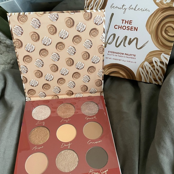 Beauty Bakerie | Makeup | Beauty Bakery The Chosen Bun Eyeshadow ...